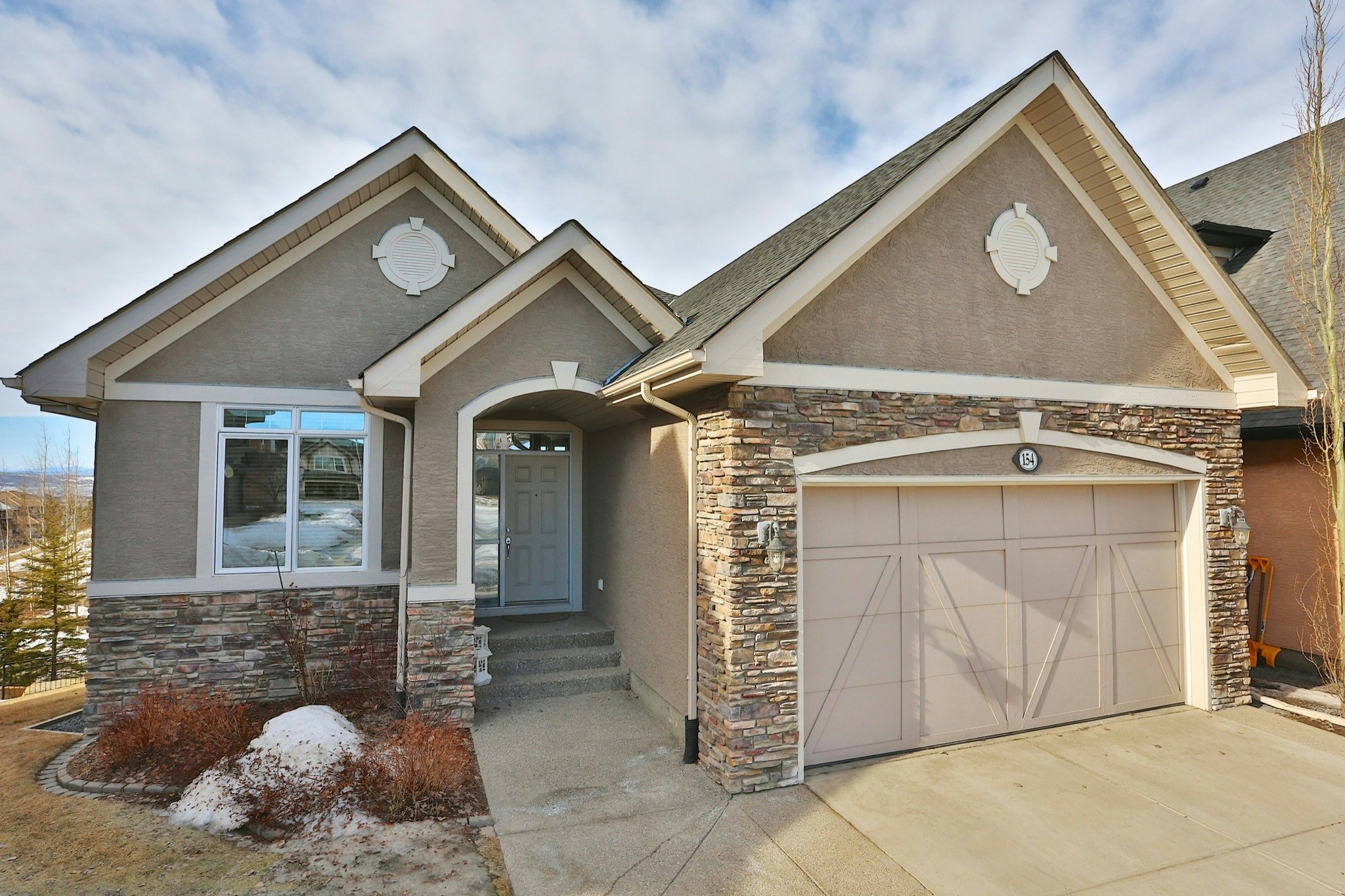 154 Arbour Vista Close NW, Calgary, AB T3G 5P4, Presented by The ...