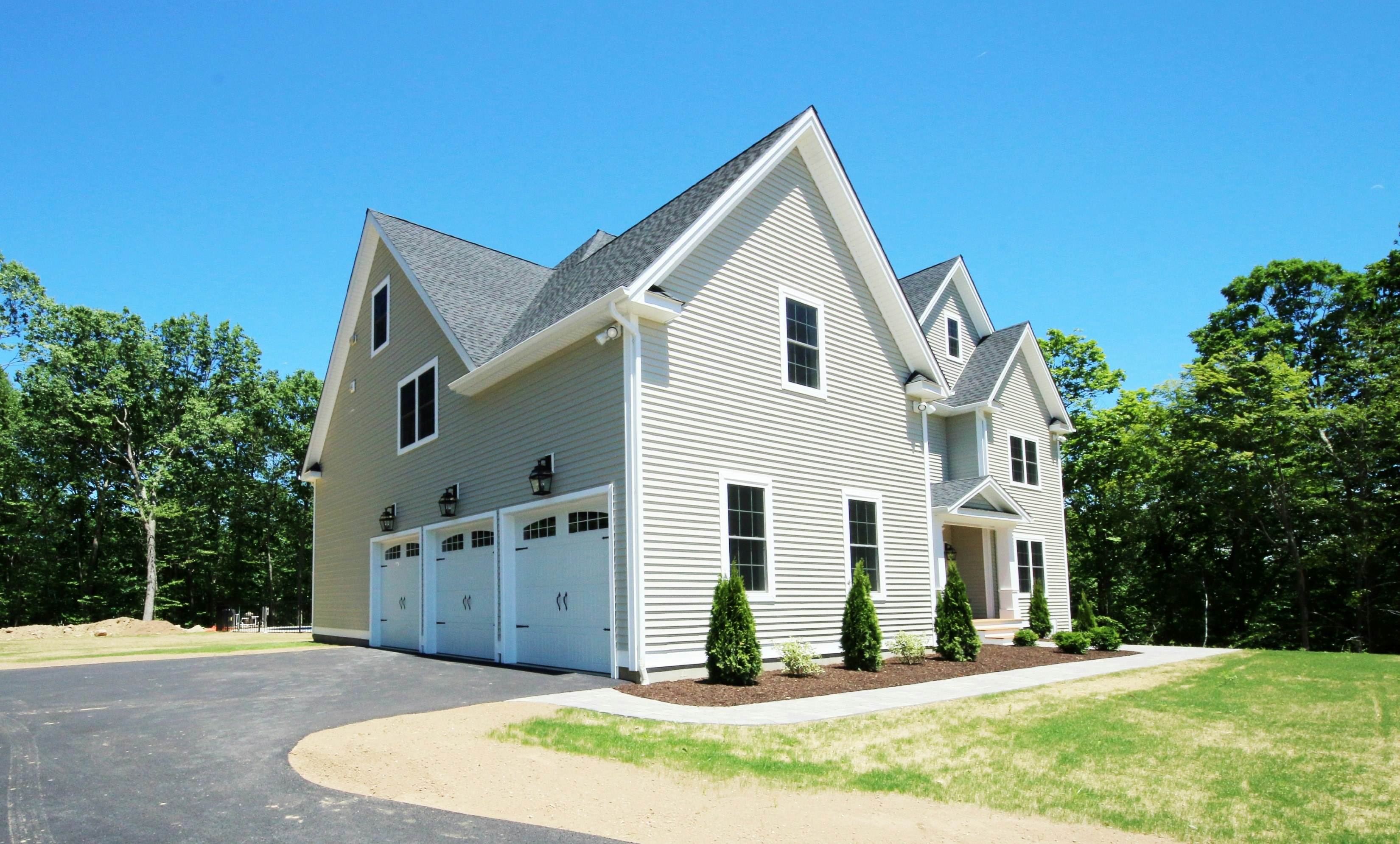 Tour 207384, Presented by John Queenan, William Pitt Sotheby's ...