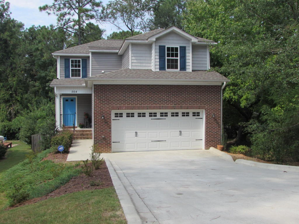 564 N Page Street Southern Pines NC 28387 Presented By Nicole Bowman 564-n-page-street-southern-pines-nc-28387-presented-by-nicole-bowman